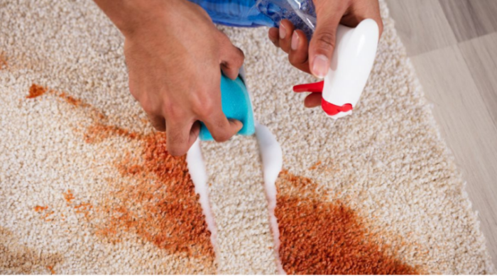 Comment nettoyer un tapis ? 5 astuces de nettoyage maison